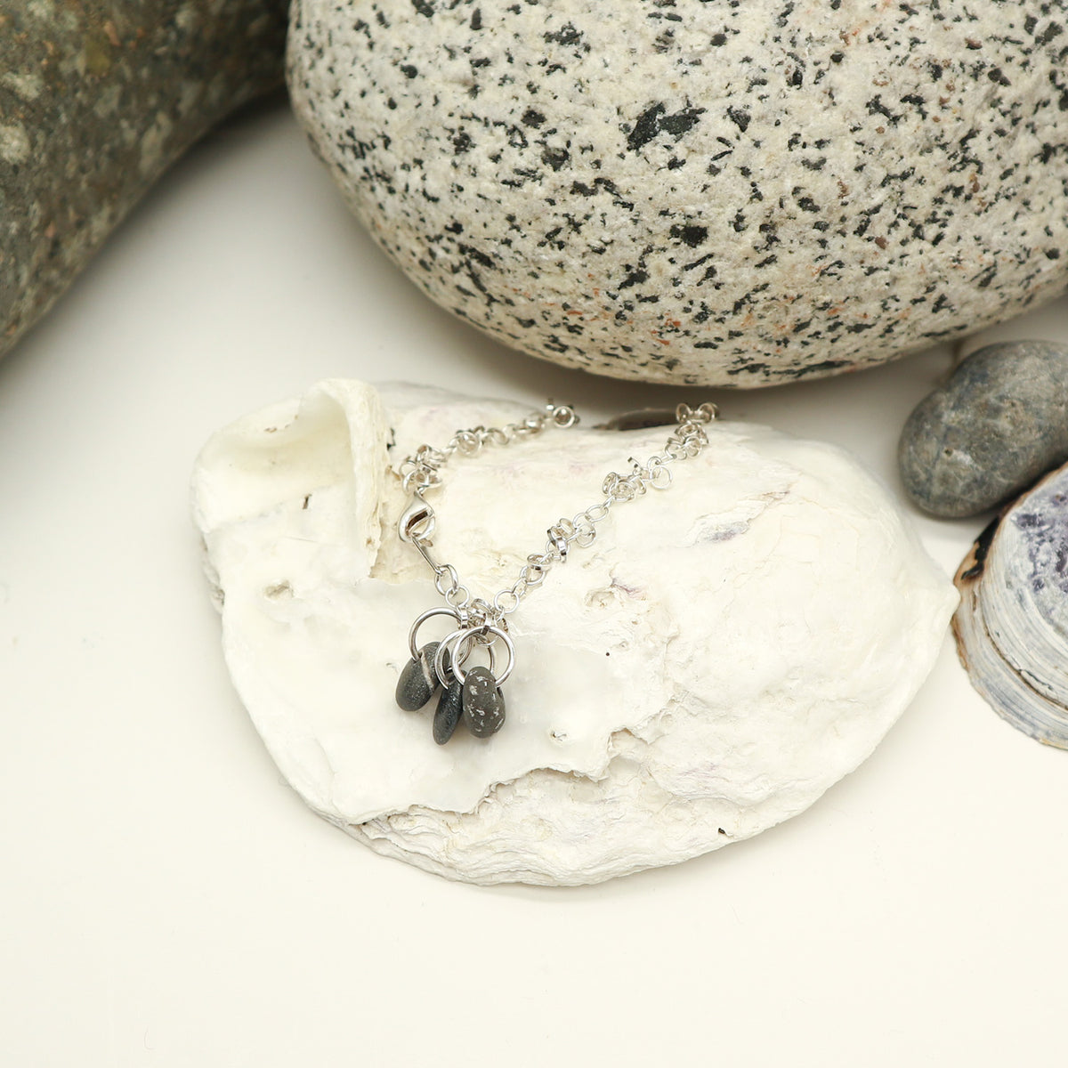 Bracelet - EBB24 - Sterling Silver Links with Three Soldered Pebbles ...